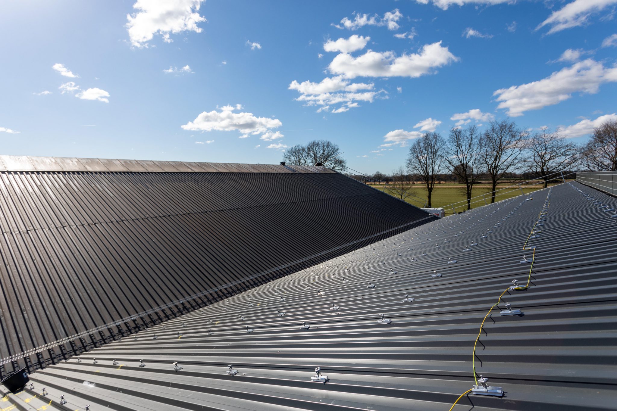 ClickFit EVO Steel Roof - Esdec solar panel mounting systems