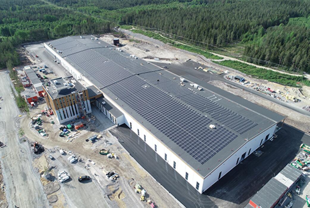 SVEA Solar installerar ett av Nordens största solcellsanlägningar med ...