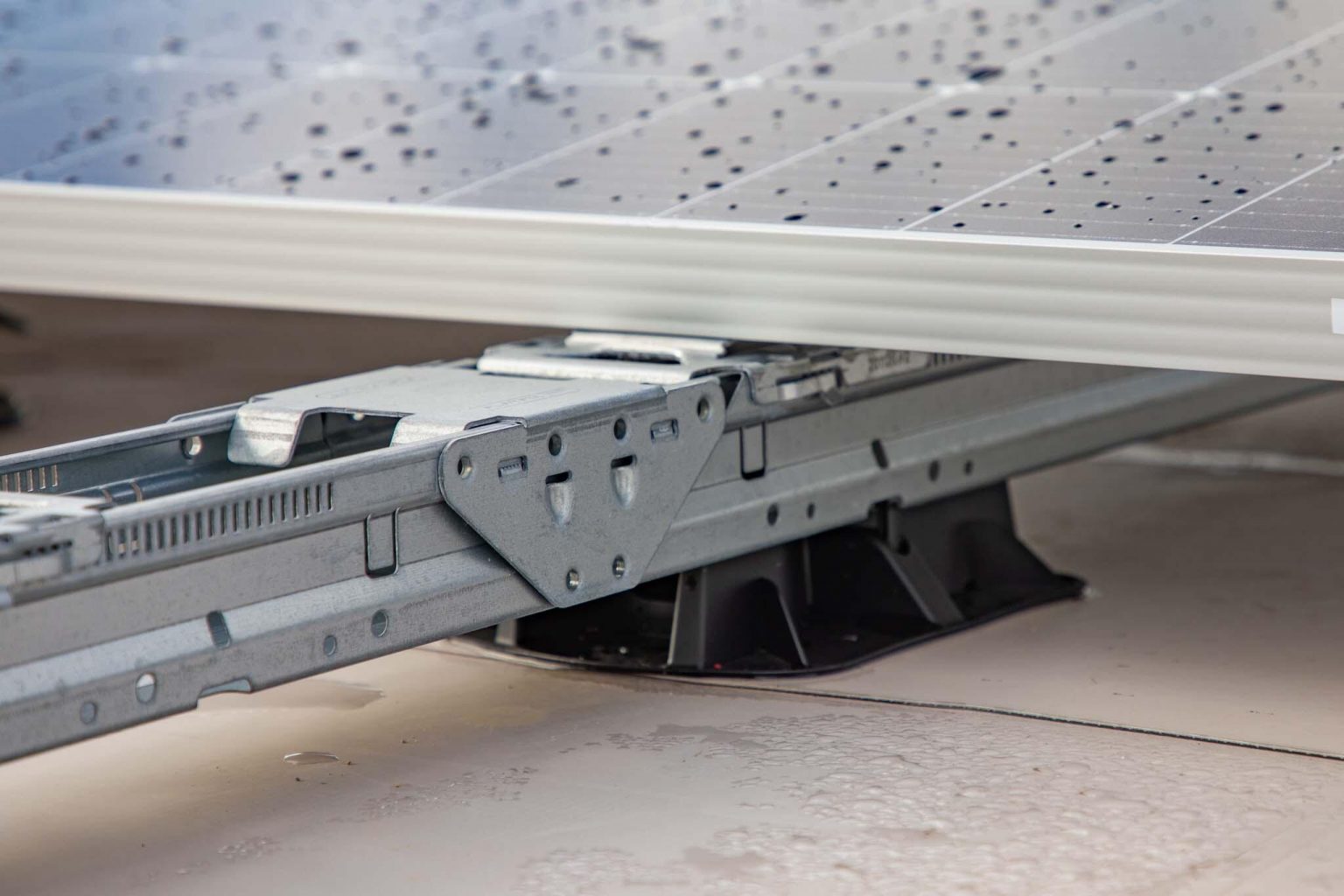 Système de montage de panneaux solaires - Esdec